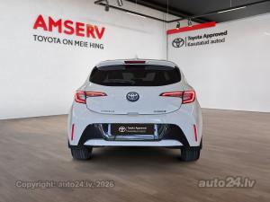 Balts Toyota Corolla 2022 Tallina, ar dzinēja tilpumu 1.80 L un nobraukumu 89 tūkst. km par 18990 €, foto 4 vietnē AUTOMOTO.COM.LV