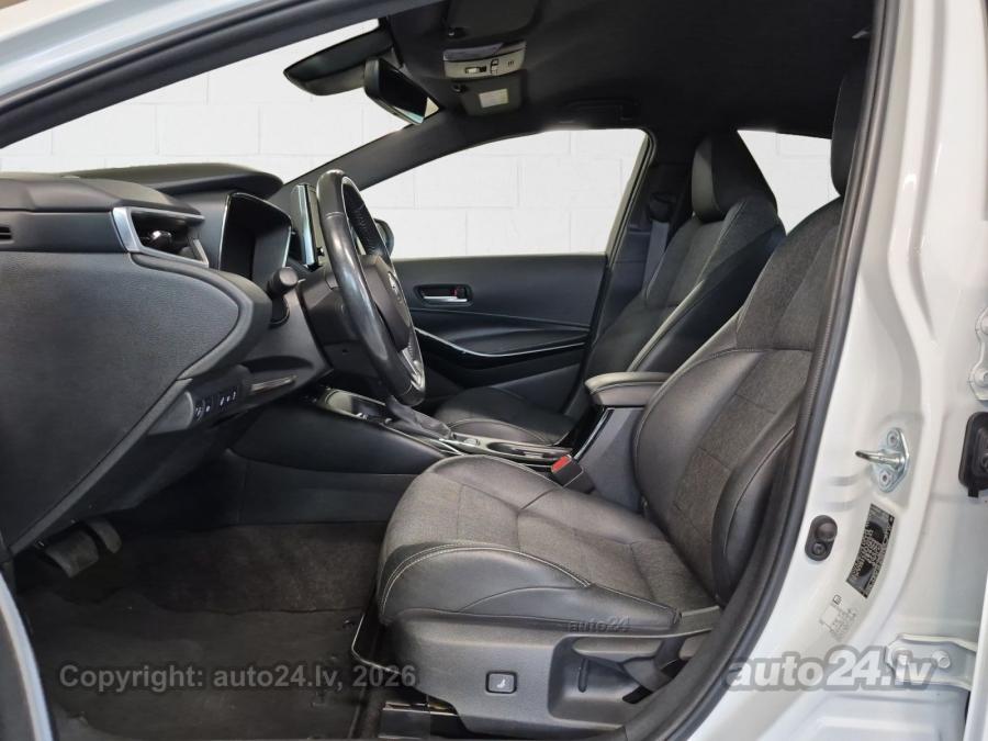Balts Toyota Corolla 2022 Tallina, ar dzinēja tilpumu 1.80 L un nobraukumu 89 tūkst. km par 18990 €, foto 11 vietnē AUTOMOTO.COM.LV