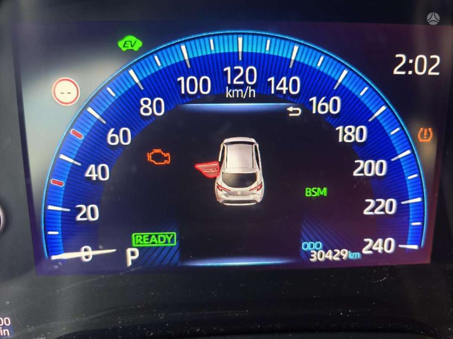 White Toyota Corolla 2022 in Kaunas, with an engine capacity of 1.80 L and mileage of 30 thousand km for 9399 €, photo 10 on AUTOMOTO.COM.LV