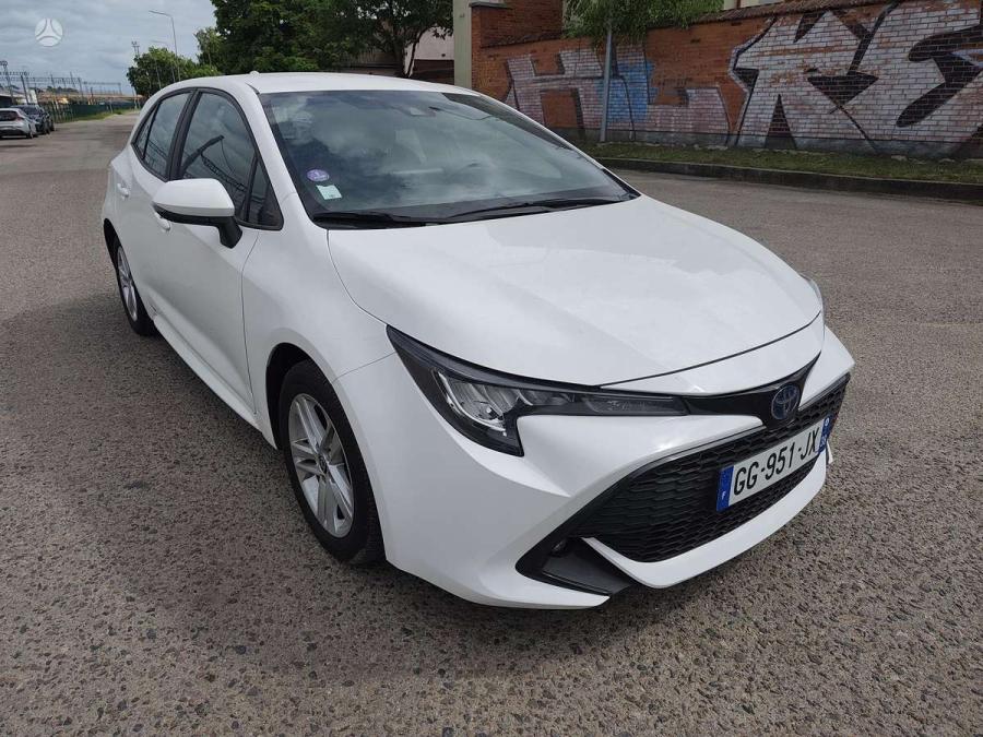 Balts Toyota Corolla 2022 Šauļi, ar dzinēja tilpumu 1.80 L un nobraukumu 43 tūkst. km par 16400 €, foto 4 vietnē AUTOMOTO.COM.LV