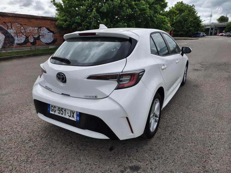 Balts Toyota Corolla 2022 Šauļi, ar dzinēja tilpumu 1.80 L un nobraukumu 43 tūkst. km par 16400 €, foto 7 vietnē AUTOMOTO.COM.LV