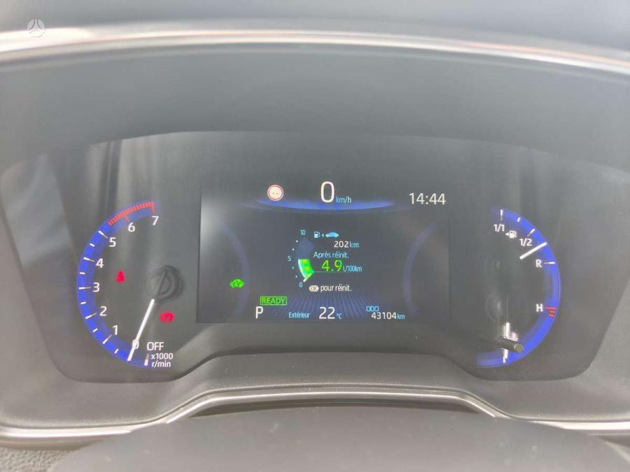 Balts Toyota Corolla 2022 Šauļi, ar dzinēja tilpumu 1.80 L un nobraukumu 43 tūkst. km par 16400 €, foto 20 vietnē AUTOMOTO.COM.LV