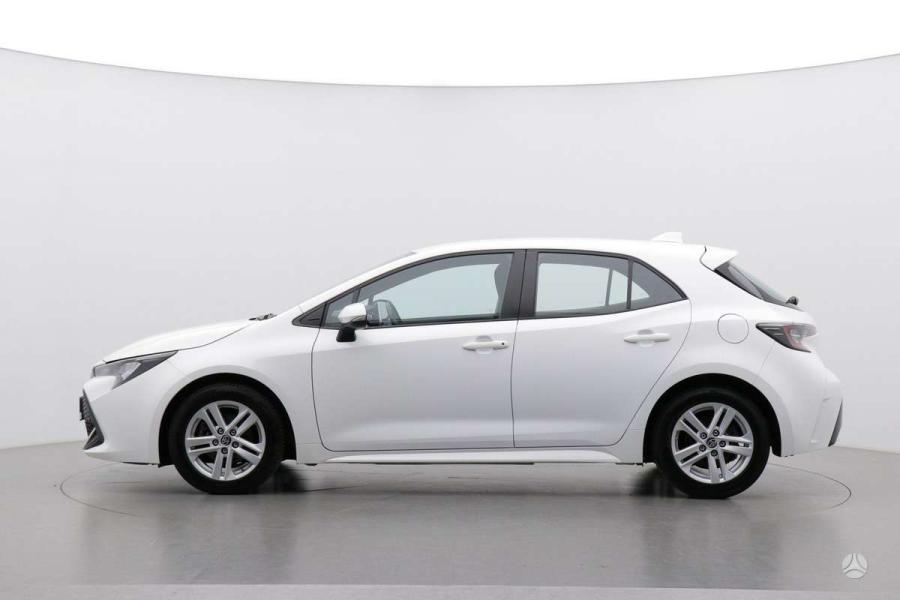 Balts Toyota Corolla 2022 Viļņa, ar dzinēja tilpumu 1.20 L un nobraukumu 143 tūkst. km par 13900 €, foto 5 vietnē AUTOMOTO.COM.LV