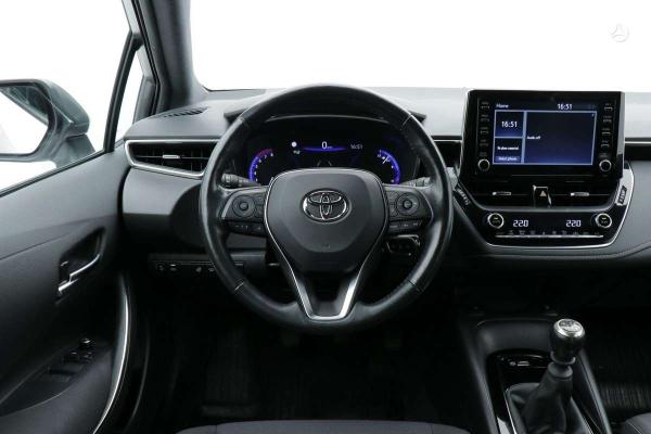 Toyota Corolla 2022 Viļņa vietnē Balts Toyota Corolla 2022 Viļņa, ar dzinēja tilpumu 1.20 L un nobraukumu 143 tūkst. km par 13900 €, foto 9 vietnē AUTOMOTO.COM.LV