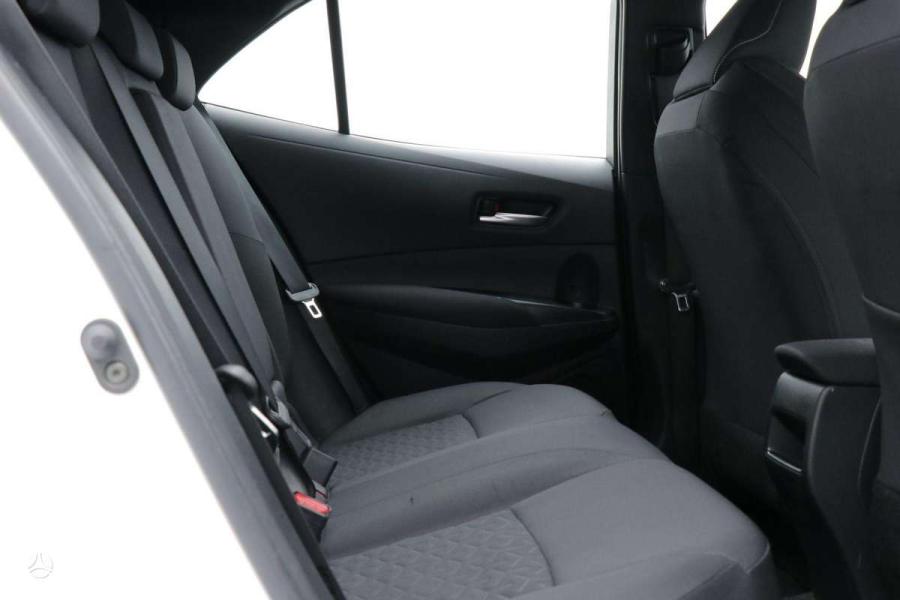 Balts Toyota Corolla 2022 Viļņa, ar dzinēja tilpumu 1.20 L un nobraukumu 143 tūkst. km par 13900 €, foto 11 vietnē AUTOMOTO.COM.LV
