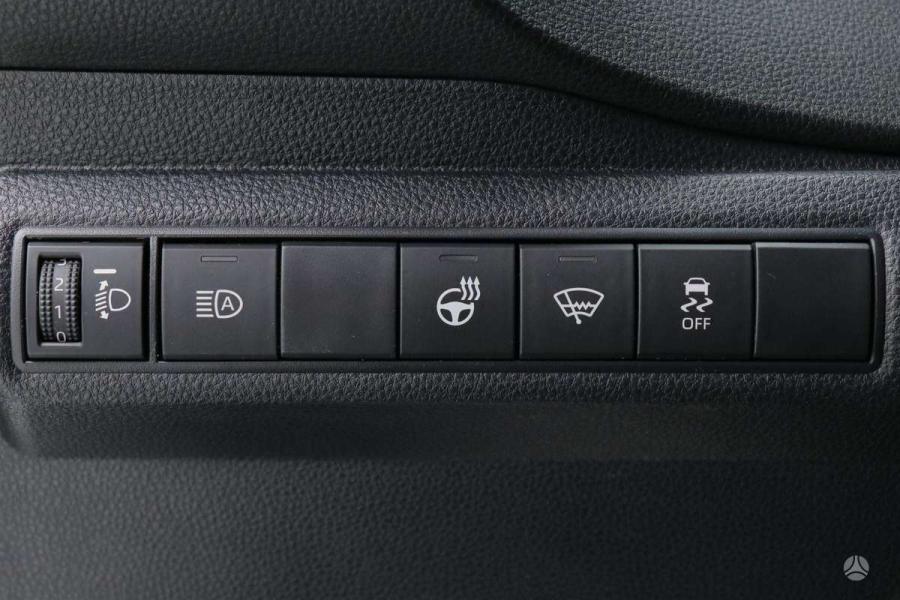Balts Toyota Corolla 2022 Viļņa, ar dzinēja tilpumu 1.20 L un nobraukumu 143 tūkst. km par 13900 €, foto 22 vietnē AUTOMOTO.COM.LV