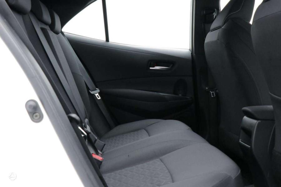 Balts Toyota Corolla 2022 Viļņa, ar dzinēja tilpumu 1.20 L un nobraukumu 143 tūkst. km par 13900 €, foto 11 vietnē AUTOMOTO.COM.LV