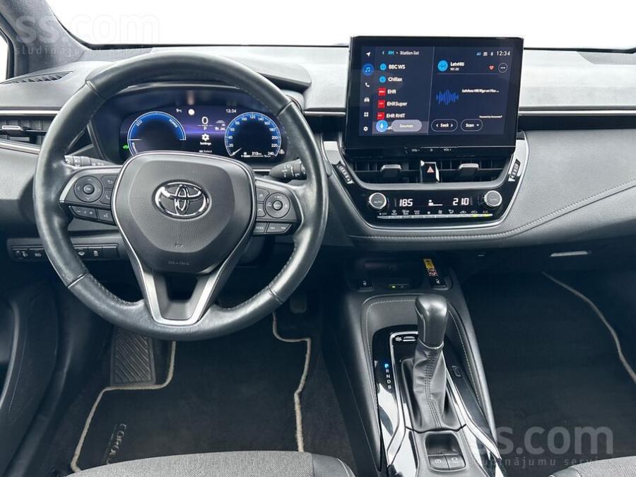 Balts Toyota Corolla 2023 Rīga, ar dzinēja tilpumu 1.80 L un nobraukumu 51 tūkst. km par 21990 €, foto 9 vietnē AUTOMOTO.COM.LV