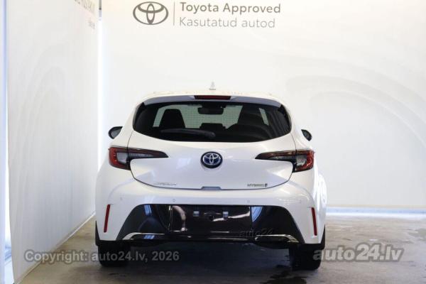 Balts Toyota Corolla 2023 Tallina, ar dzinēja tilpumu 1.80 L un nobraukumu 50 tūkst. km par 21500 €, foto 4 vietnē AUTOMOTO.COM.LV