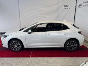 Balts Toyota Corolla 2023 Šauļi, ar dzinēja tilpumu 1.80 L un nobraukumu 53 tūkst. km par 21500 €, foto 5 vietnē AUTOMOTO.COM.LV