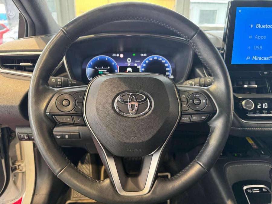 Balts Toyota Corolla 2023 Šauļi, ar dzinēja tilpumu 1.80 L un nobraukumu 52 tūkst. km par 21500 €, foto 15 vietnē AUTOMOTO.COM.LV