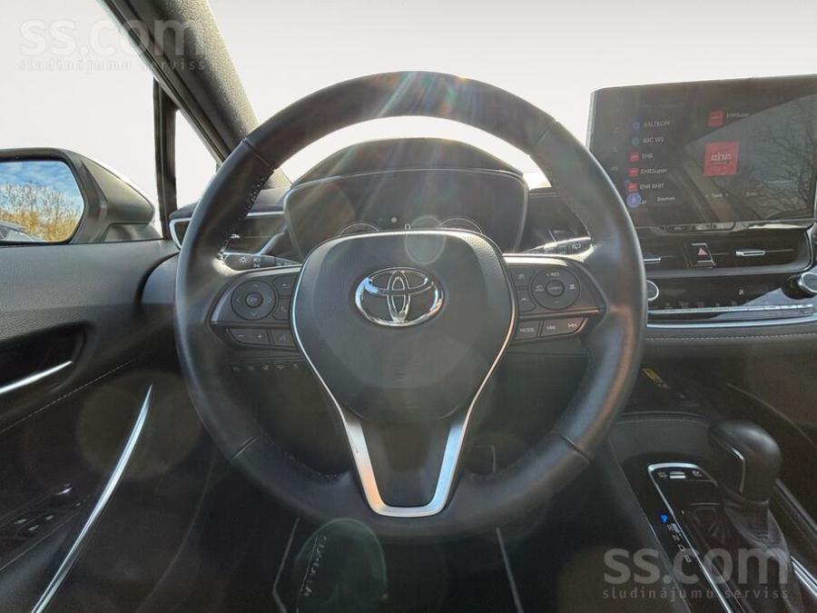 Balts Toyota Corolla 2023 Rīga, ar dzinēja tilpumu 1.80 L un nobraukumu 34 tūkst. km par 23500 €, foto 9 vietnē AUTOMOTO.COM.LV