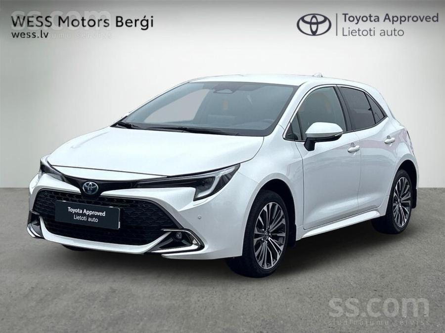 Balts Toyota Corolla 2023 Rīga, ar dzinēja tilpumu 1.80 L un nobraukumu 51 tūkst. km par 21490 €, foto 1 vietnē AUTOMOTO.COM.LV