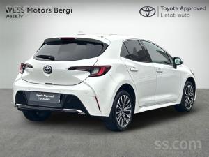 Balts Toyota Corolla 2023 Rīga, ar dzinēja tilpumu 1.80 L un nobraukumu 51 tūkst. km par 21490 €, foto 3 vietnē AUTOMOTO.COM.LV