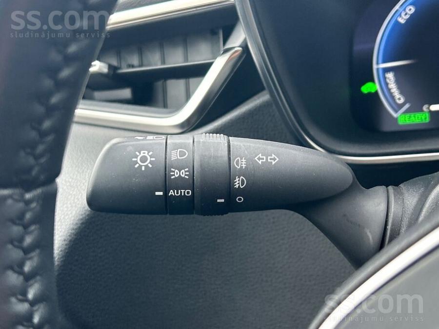 Balts Toyota Corolla 2023 Rīga, ar dzinēja tilpumu 1.80 L un nobraukumu 51 tūkst. km par 21490 €, foto 18 vietnē AUTOMOTO.COM.LV