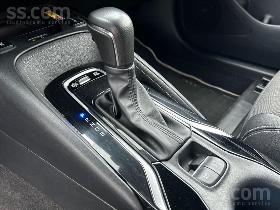 Balts Toyota Corolla 2023 Rīga, ar dzinēja tilpumu 1.80 L un nobraukumu 51 tūkst. km par 21490 €, foto 20 vietnē AUTOMOTO.COM.LV