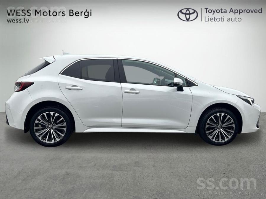 Balts Toyota Corolla 2023 Rīga, ar dzinēja tilpumu 1.80 L un nobraukumu 51 tūkst. km par 21490 €, foto 25 vietnē AUTOMOTO.COM.LV