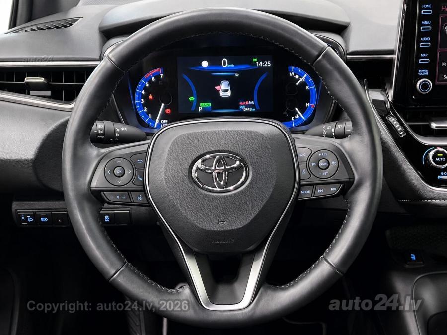 White Toyota Corolla 2023 in Tallinn, with an engine capacity of 1.80 L and mileage of 13 thousand km for 20990 €, photo 16 on AUTOMOTO.COM.LV