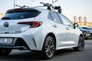 Balts Toyota Corolla 2023 Kauņa, ar dzinēja tilpumu 1.80 L un nobraukumu 53 tūkst. km par 21900 €, foto 5 vietnē AUTOMOTO.COM.LV