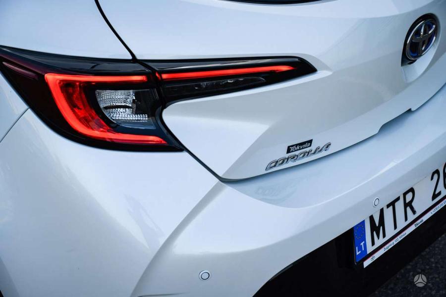 Balts Toyota Corolla 2023 Kauņa, ar dzinēja tilpumu 1.80 L un nobraukumu 53 tūkst. km par 21900 €, foto 10 vietnē AUTOMOTO.COM.LV