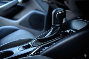 Balts Toyota Corolla 2023 Kauņa, ar dzinēja tilpumu 1.80 L un nobraukumu 53 tūkst. km par 21900 €, foto 24 vietnē AUTOMOTO.COM.LV