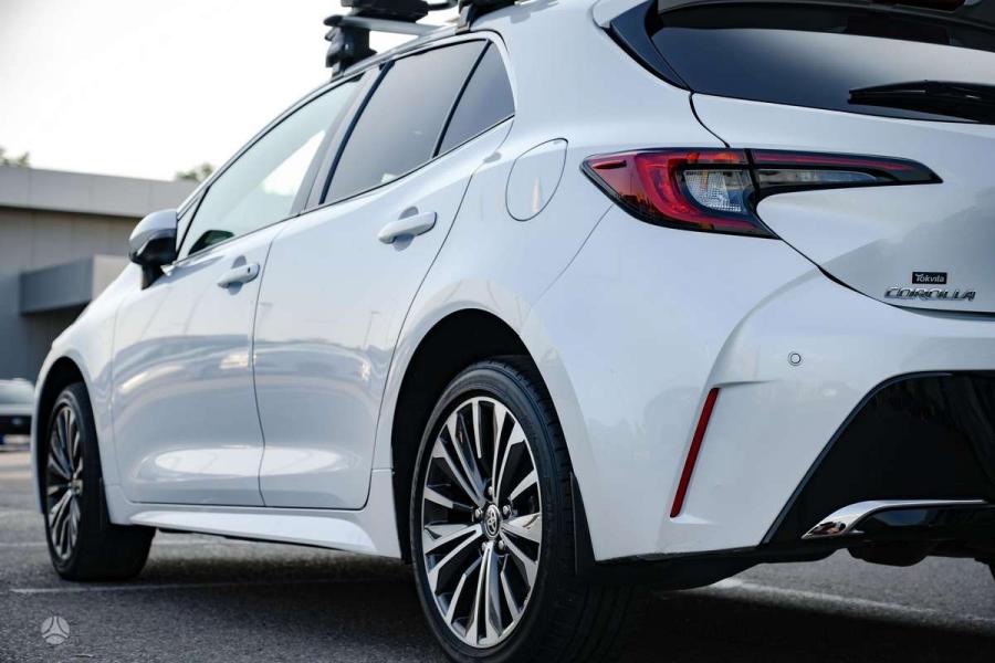 Balts Toyota Corolla 2023 Kauņa, ar dzinēja tilpumu 1.80 L un nobraukumu 53 tūkst. km par 21900 €, foto 37 vietnē AUTOMOTO.COM.LV