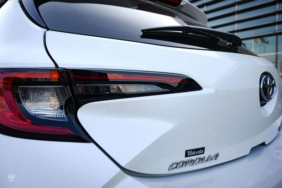 Balts Toyota Corolla 2023 Kauņa, ar dzinēja tilpumu 1.80 L un nobraukumu 53 tūkst. km par 21900 €, foto 38 vietnē AUTOMOTO.COM.LV