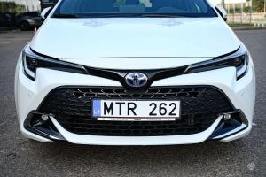 Balts Toyota Corolla 2023 Kauņa, ar dzinēja tilpumu 1.80 L un nobraukumu 53 tūkst. km par 21900 €, foto 42 vietnē AUTOMOTO.COM.LV