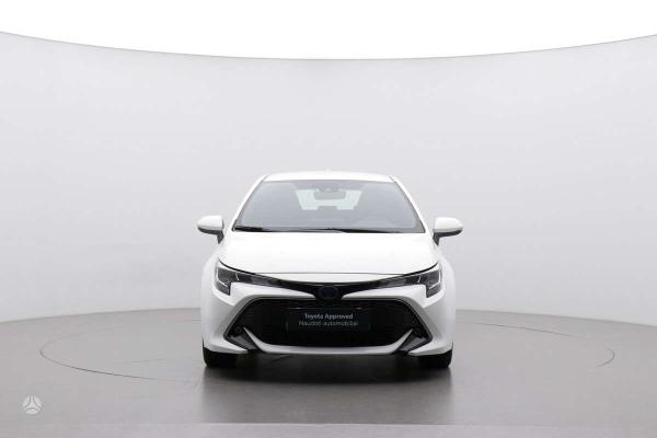 Balts Toyota Corolla 2023 Viļņa, ar dzinēja tilpumu 1.80 L un nobraukumu 77 tūkst. km par 22900 €, foto 6 vietnē AUTOMOTO.COM.LV
