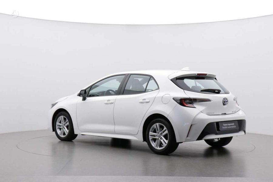 Balts Toyota Corolla 2023 Viļņa, ar dzinēja tilpumu 1.80 L un nobraukumu 77 tūkst. km par 22900 €, foto 19 vietnē AUTOMOTO.COM.LV