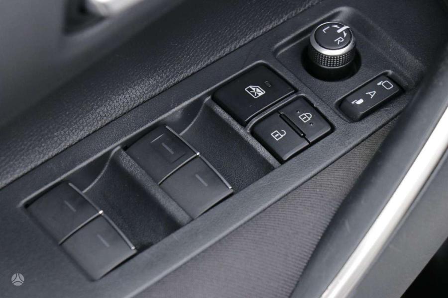 Balts Toyota Corolla 2023 Viļņa, ar dzinēja tilpumu 1.80 L un nobraukumu 77 tūkst. km par 22900 €, foto 23 vietnē AUTOMOTO.COM.LV