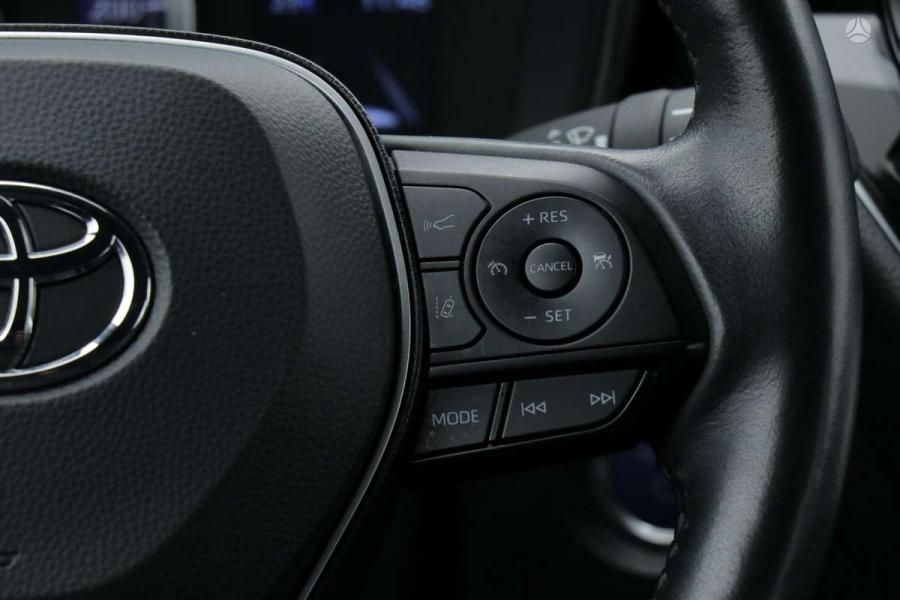 Balts Toyota Corolla 2023 Viļņa, ar dzinēja tilpumu 1.80 L un nobraukumu 77 tūkst. km par 22900 €, foto 27 vietnē AUTOMOTO.COM.LV