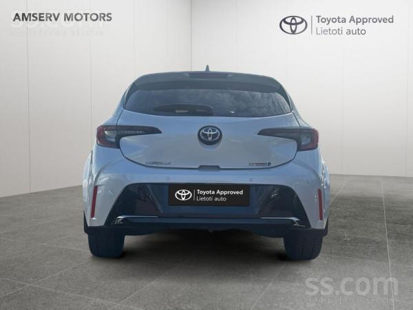 Balts Toyota Corolla 2023 Rīga, ar dzinēja tilpumu 1.80 L un nobraukumu 61 tūkst. km par 22500 €, foto 5 vietnē AUTOMOTO.COM.LV