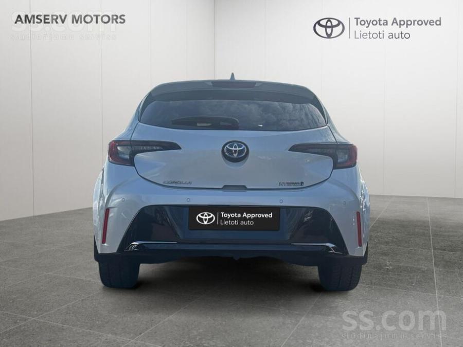 Balts Toyota Corolla 2023 Rīga, ar dzinēja tilpumu 1.80 L un nobraukumu 61 tūkst. km par 22500 €, foto 5 vietnē AUTOMOTO.COM.LV