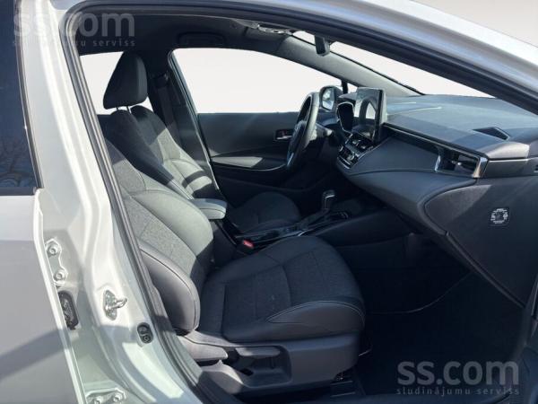 Balts Toyota Corolla 2023 Rīga, ar dzinēja tilpumu 1.80 L un nobraukumu 61 tūkst. km par 22500 €, foto 7 vietnē AUTOMOTO.COM.LV