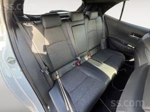 Balts Toyota Corolla 2023 Rīga, ar dzinēja tilpumu 1.80 L un nobraukumu 61 tūkst. km par 22500 €, foto 8 vietnē AUTOMOTO.COM.LV