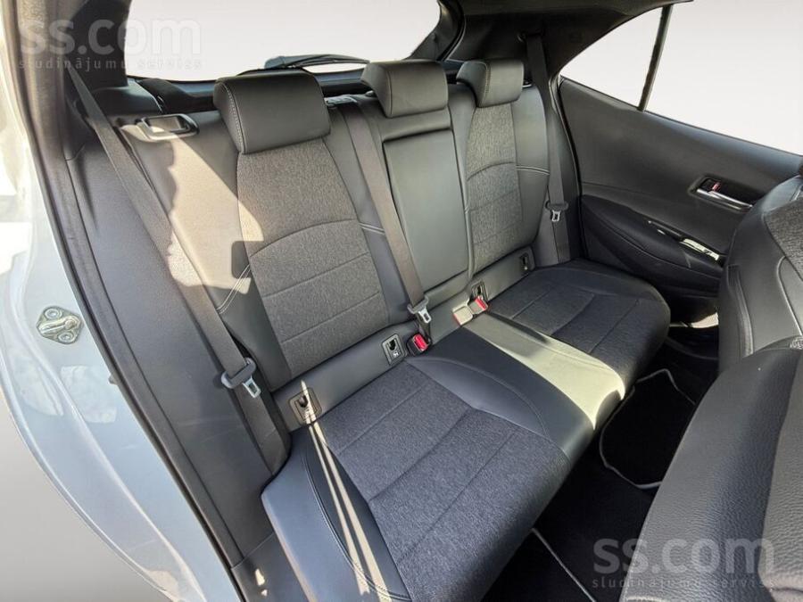 Balts Toyota Corolla 2023 Rīga, ar dzinēja tilpumu 1.80 L un nobraukumu 61 tūkst. km par 22500 €, foto 8 vietnē AUTOMOTO.COM.LV