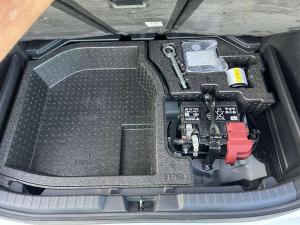 Balts Toyota Corolla 2024 Šauļi, ar dzinēja tilpumu 1.99 L un nobraukumu 6 tūkst. km par 23200 €, foto 12 vietnē AUTOMOTO.COM.LV