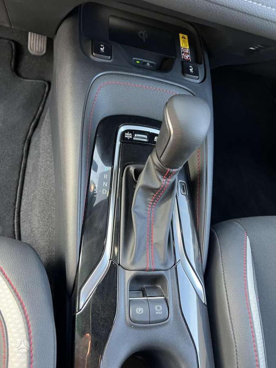 Balts Toyota Corolla 2024 Šauļi, ar dzinēja tilpumu 1.99 L un nobraukumu 6 tūkst. km par 23200 €, foto 15 vietnē AUTOMOTO.COM.LV