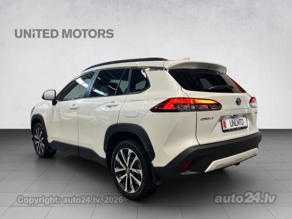 Toyota Corolla 2024 Tallina vietnē Balts Toyota Corolla 2024 Tallina, ar dzinēja tilpumu 1.80 L un nobraukumu 102 tūkst. km par 24900 €, foto 5 vietnē AUTOMOTO.COM.LV