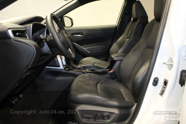 Balts Toyota Corolla 2025 Tallina, ar dzinēja tilpumu 2.00 L un nobraukumu 13 tūkst. km par 39990 €, foto 11 vietnē AUTOMOTO.COM.LV
