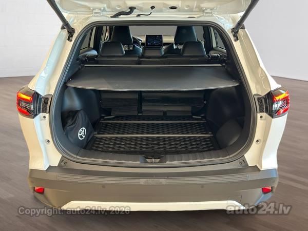 Balts Toyota Corolla 2026 Pērnava, ar dzinēja tilpumu 2.00 L un nobraukumu 8 tūkst. km par 40490 €, foto 11 vietnē AUTOMOTO.COM.LV