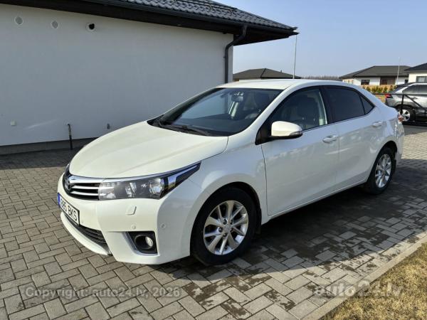 Balts Toyota Corolla 2013 Tartu, ar dzinēja tilpumu 1.60 L un nobraukumu 114 tūkst. km par 7600 €, foto 2 vietnē AUTOMOTO.COM.LV