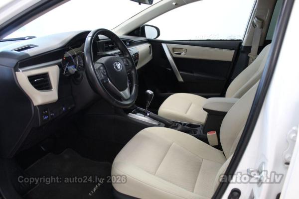 Balts Toyota Corolla 2014 Viljandi, ar dzinēja tilpumu 1.60 L un nobraukumu 122 tūkst. km par 9900 €, foto 11 vietnē AUTOMOTO.COM.LV
