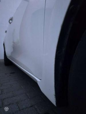 Balts Toyota Corolla 2014 Viļņa, ar dzinēja tilpumu 1.60 L un nobraukumu 201 tūkst. km par 6900 €, foto 20 vietnē AUTOMOTO.COM.LV