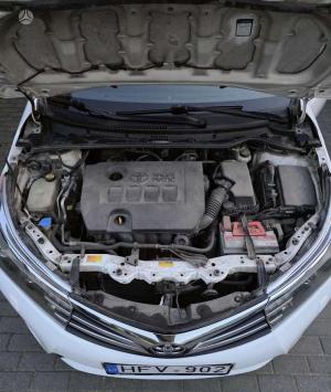 Balts Toyota Corolla 2014 Viļņa, ar dzinēja tilpumu 1.60 L un nobraukumu 201 tūkst. km par 6900 €, foto 31 vietnē AUTOMOTO.COM.LV