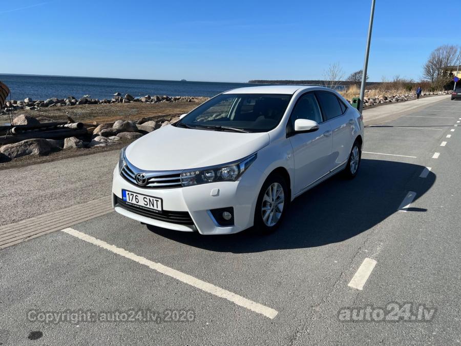 Balts Toyota Corolla 2014 Tallina, ar dzinēja tilpumu 1.60 L un nobraukumu 132 tūkst. km par 9200 €, foto 1 vietnē AUTOMOTO.COM.LV