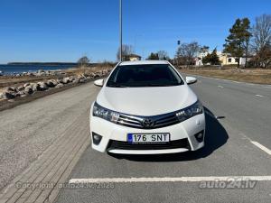 Balts Toyota Corolla 2014 Tallina, ar dzinēja tilpumu 1.60 L un nobraukumu 132 tūkst. km par 9200 €, foto 7 vietnē AUTOMOTO.COM.LV
