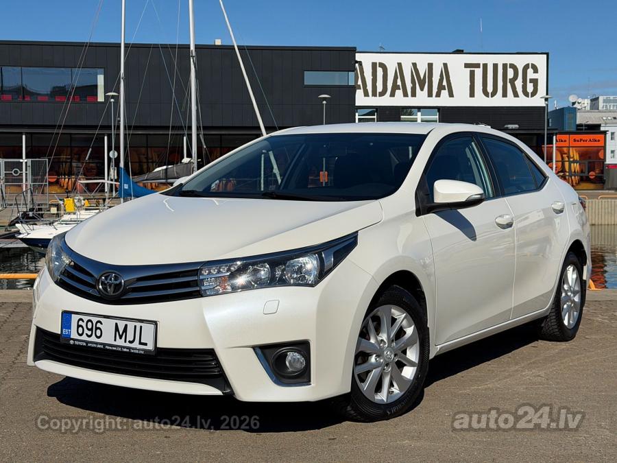 Balts Toyota Corolla 2014 Tallina, ar dzinēja tilpumu 1.60 L un nobraukumu 124 tūkst. km par 8490 €, foto 1 vietnē AUTOMOTO.COM.LV