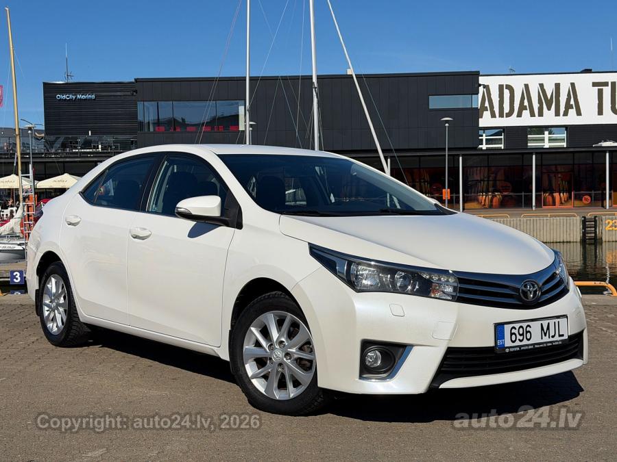 Balts Toyota Corolla 2014 Tallina, ar dzinēja tilpumu 1.60 L un nobraukumu 124 tūkst. km par 8490 €, foto 7 vietnē AUTOMOTO.COM.LV